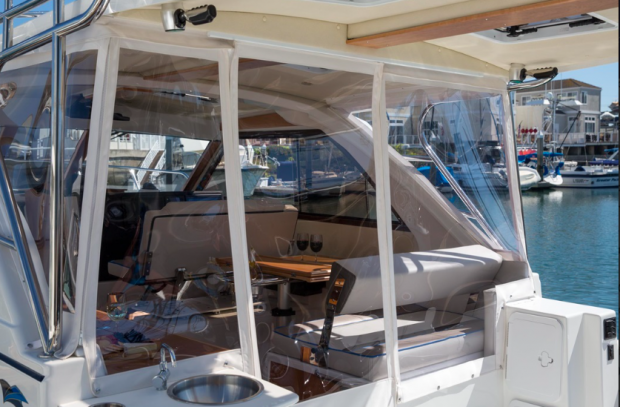 New 50-mph Cutwater 302 Pocket Cruiser: Innovations and Speed. See Video