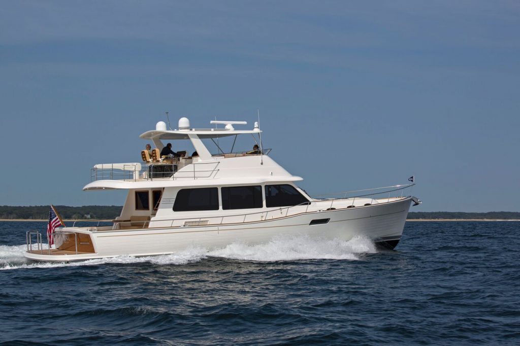 We Test the New Grand Banks 60: Fast and Smooth with Some Very Long Legs