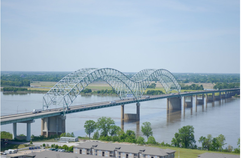 Mississippi Reopens After Crack Found in Memphis Bridge