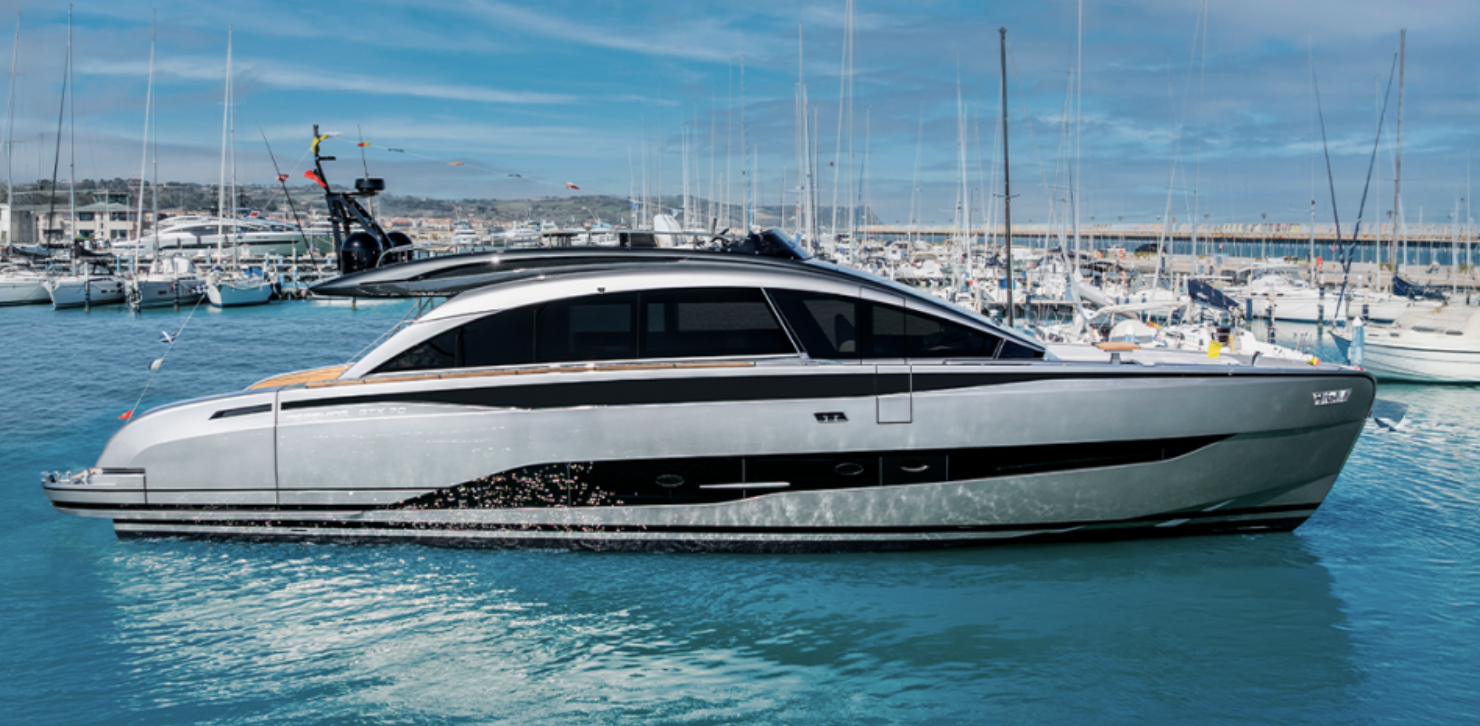 Pershing Introduces New Sporty GTX 70 with Extensive Beach Front