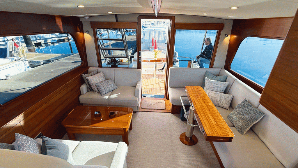 Grand Banks 54 Makes Debut in Europe to Raves
